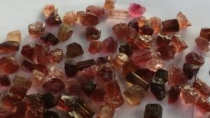 Turmalina: Conheça sua beleza e significados